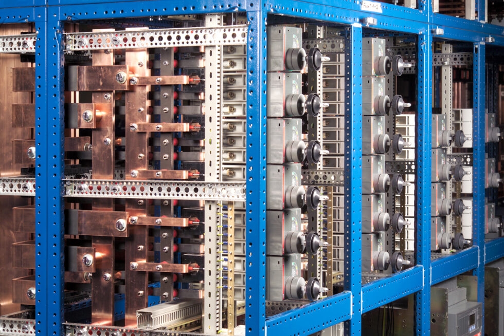 A strong and flexible system ready for any Navy project - Logstrup